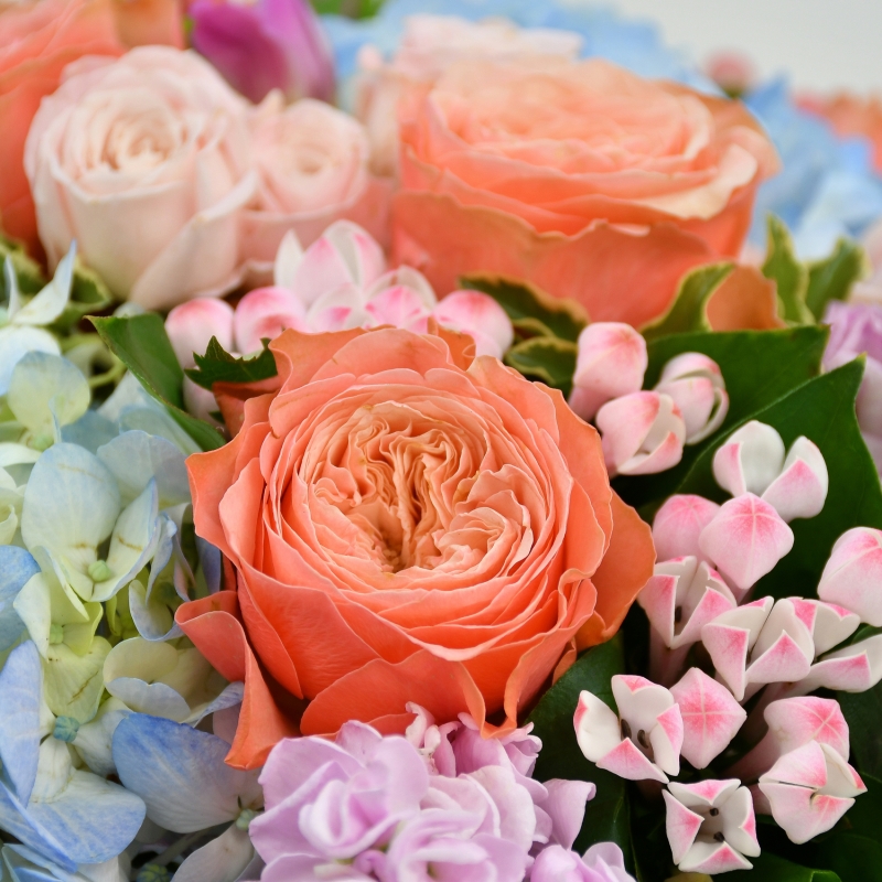 Blue Dawn Bouquet | بلو دون | Luxury Flower Bouquet Delivery Qatar ...